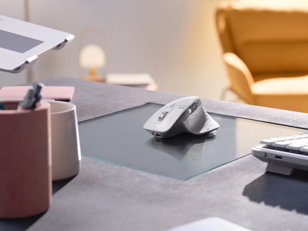 3 top-of-the-range devices from Logitech that will make your computer ...