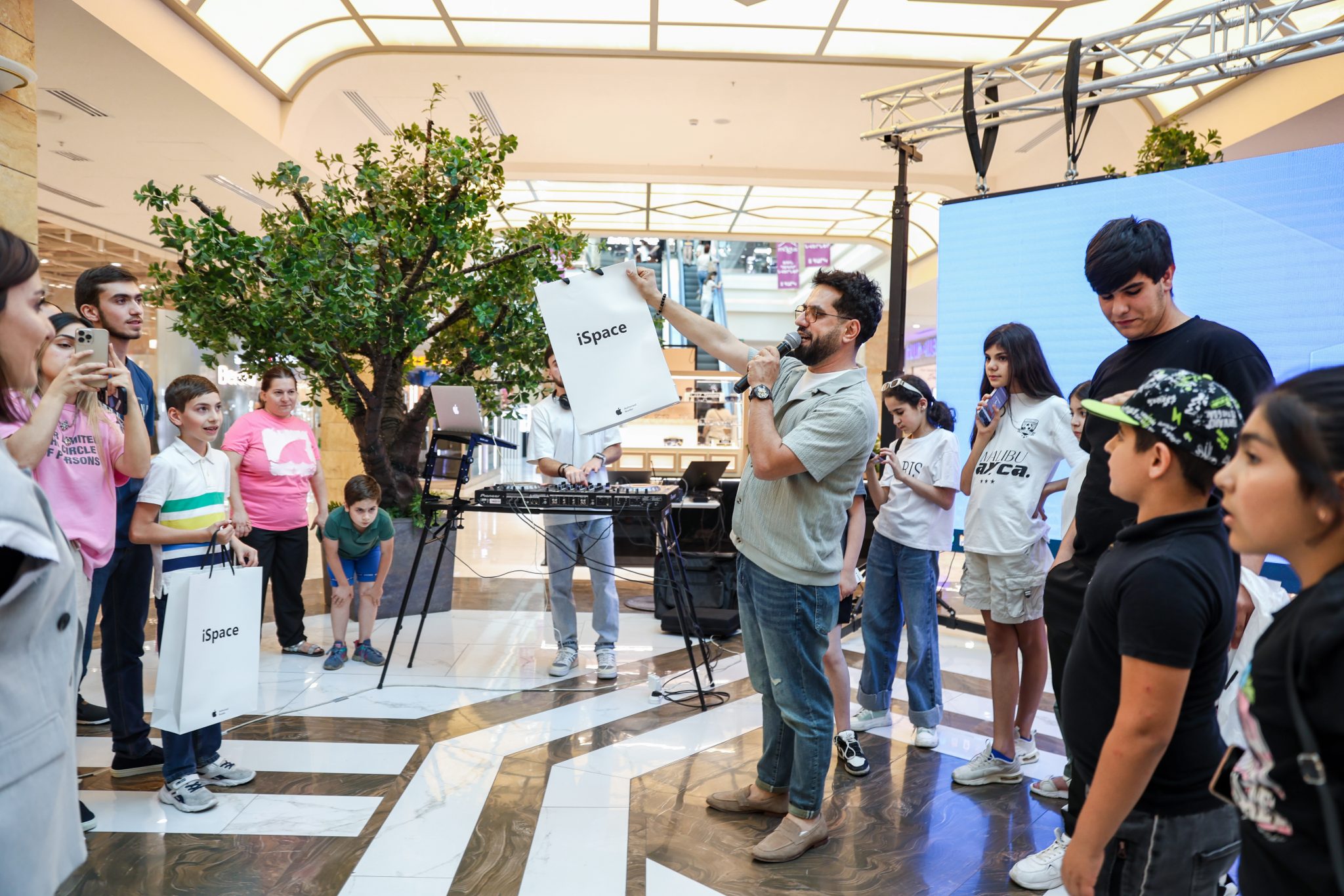 The Place Where Apple Lives: iSpace Store Opens in Mega Mall - iSpace